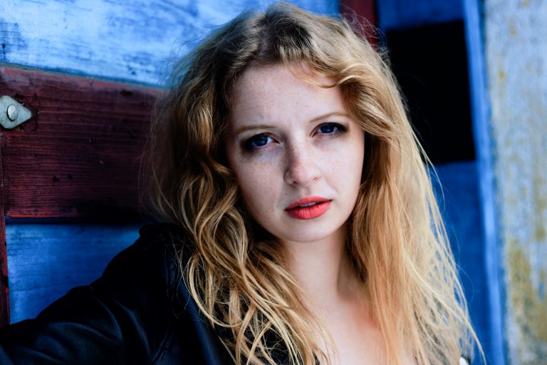 Schauspielerinnen - Schauspielagentur Agentur eins die erste