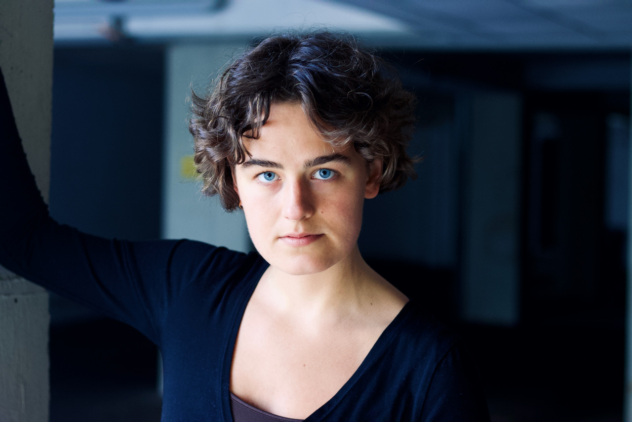 Schauspielerinnen - Schauspielagentur Agentur eins die erste